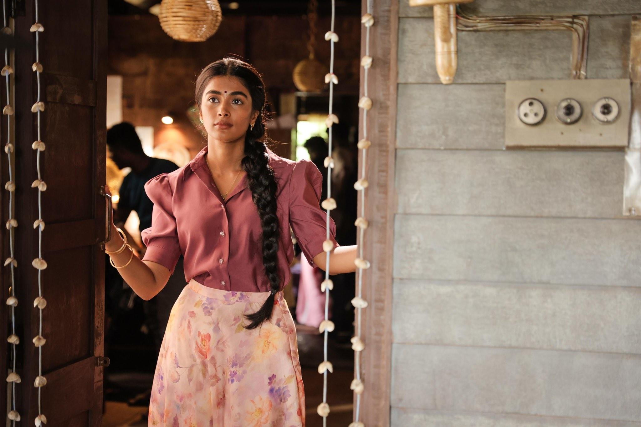 Retro: From an action story for Rajinikanth to a love story for Suriya Tamil Movie, Music ...